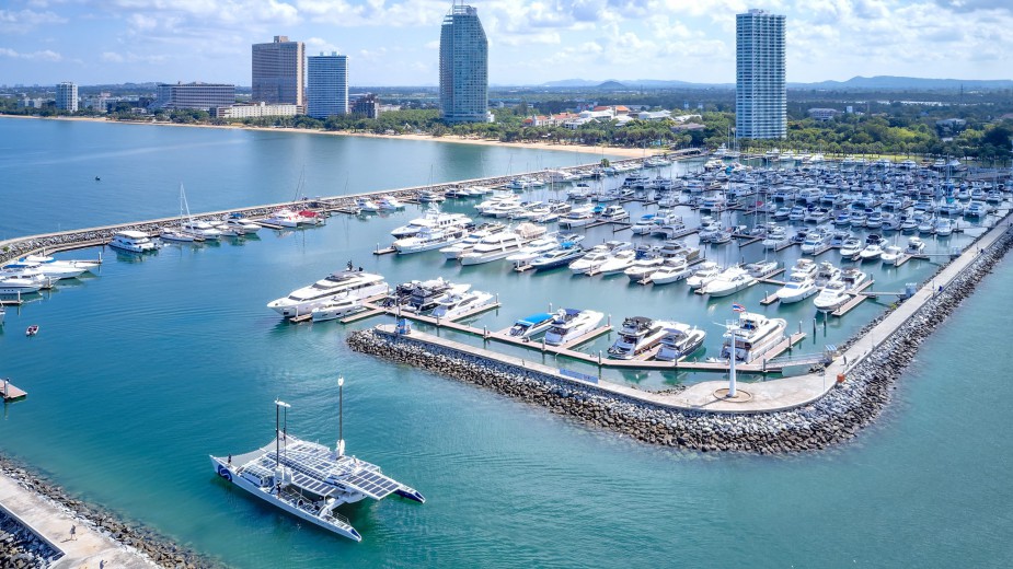 Ocean Property and Siam Seaplane Unveil Exclusive Amphibious Seaplane ...